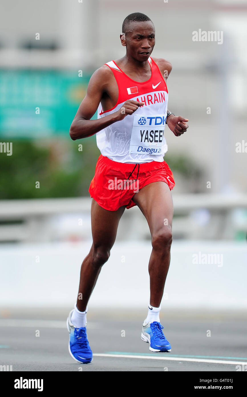 Bahrain's Khalid Kamal Yaseen takes part in the Men's Marathon Final ...