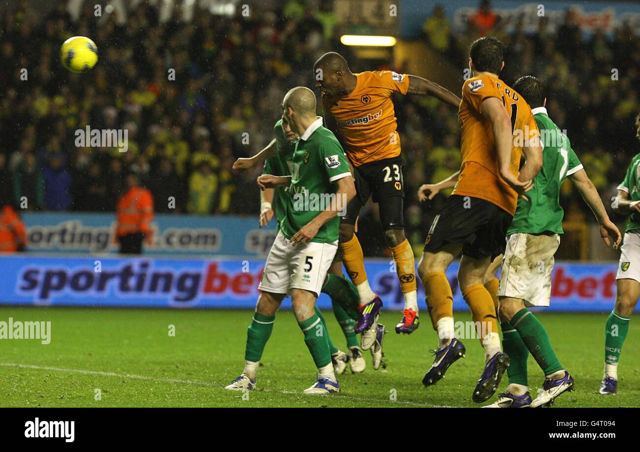 Wolverhampton Wanderers' Ronald Zubar (2nd left) heads home his side's ...