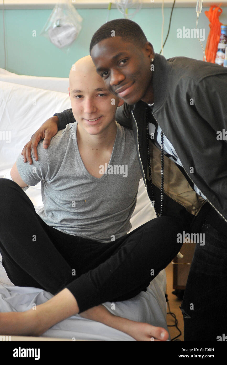 Tinchy stryder meets 14 year old charlie jacks hi-res stock photography ...