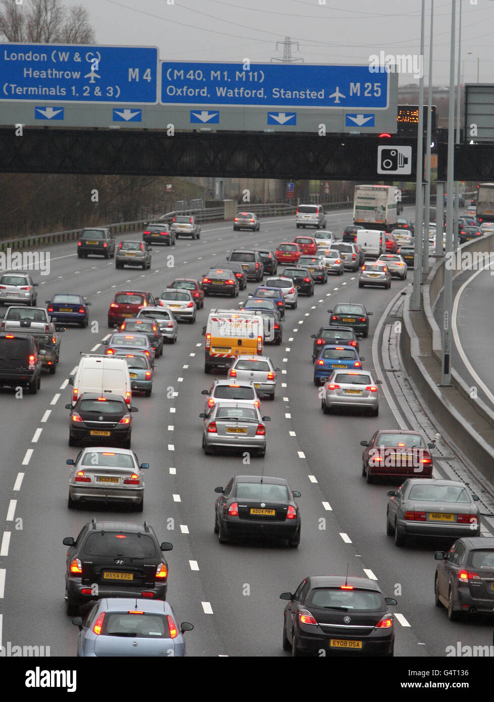 Queues on the clockwise stretch of the M25 motorway near Heathrow ...