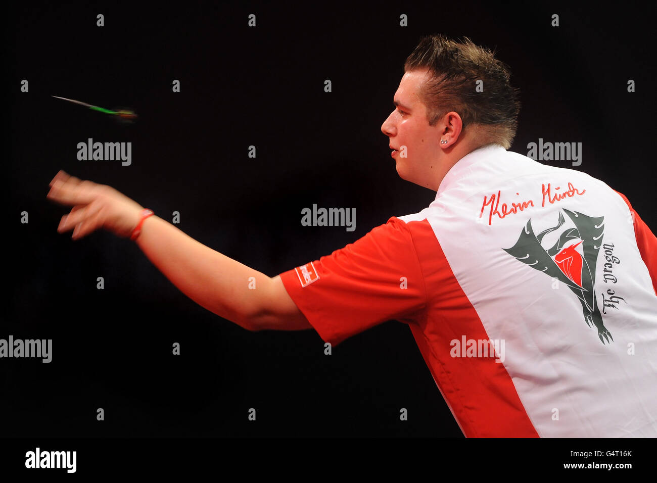 Kevin Munch in action during his second round match against Steve ...