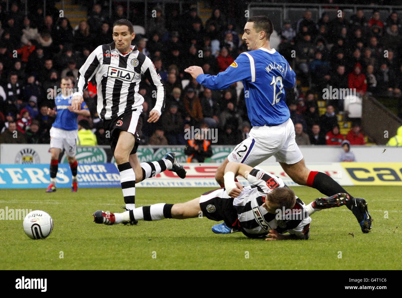 Rangers lee wallace hi-res stock photography and images - Alamy