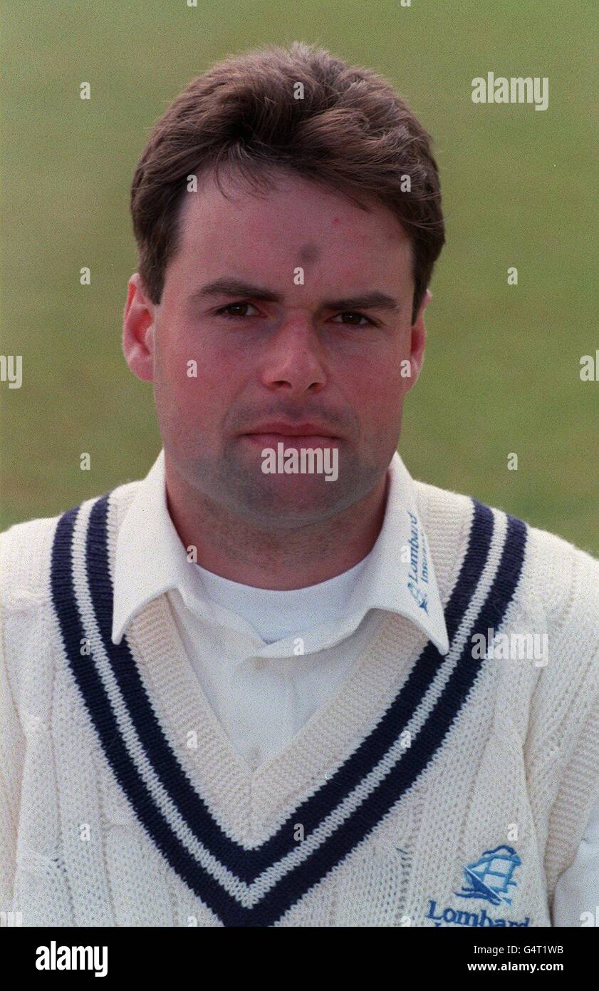 CRICKET PHOTOCALL. TIM WREN - KENT Stock Photo - Alamy