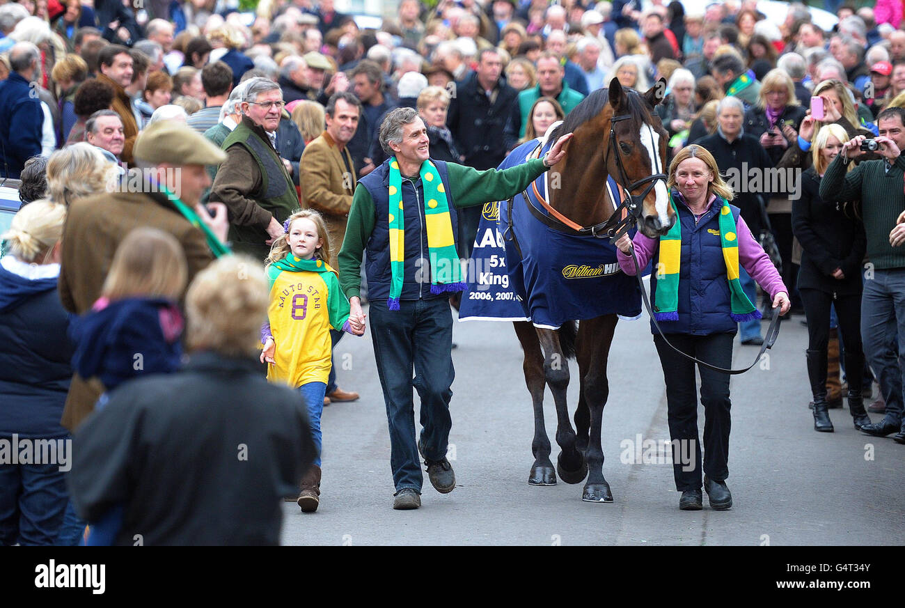 Kauto star is led by head lad clifford baker hi-res stock photography ...