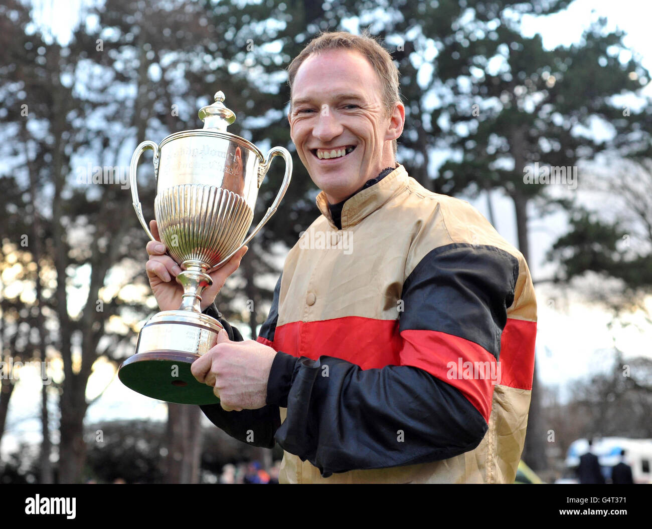 Paul Carberry celebrates after taking Cross Appeal to victory in The ...