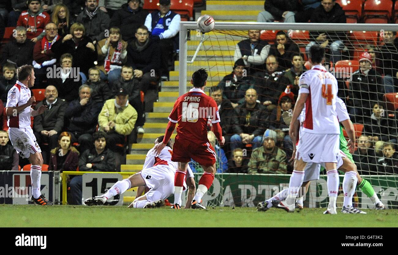 Orient v charlton athletic hi-res stock photography and images - Alamy
