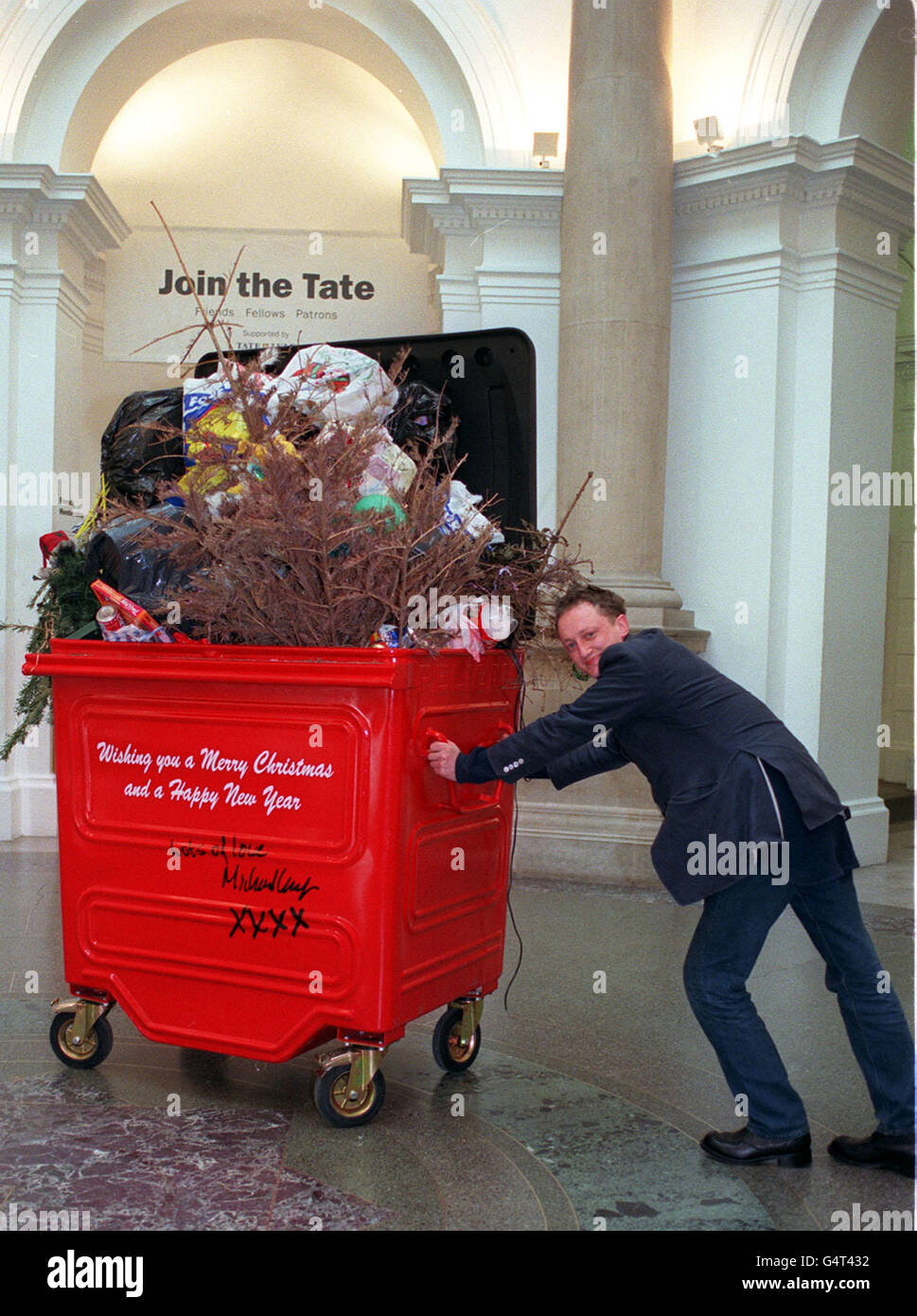 Tate Gallery Tree Stock Photo - Alamy