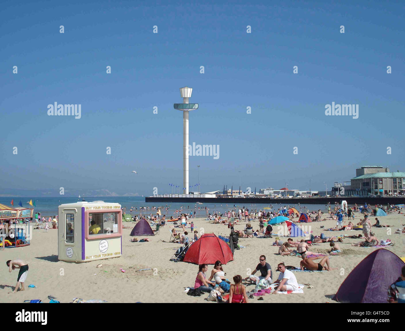 Weymouth sea life tower hi-res stock photography and images - Alamy
