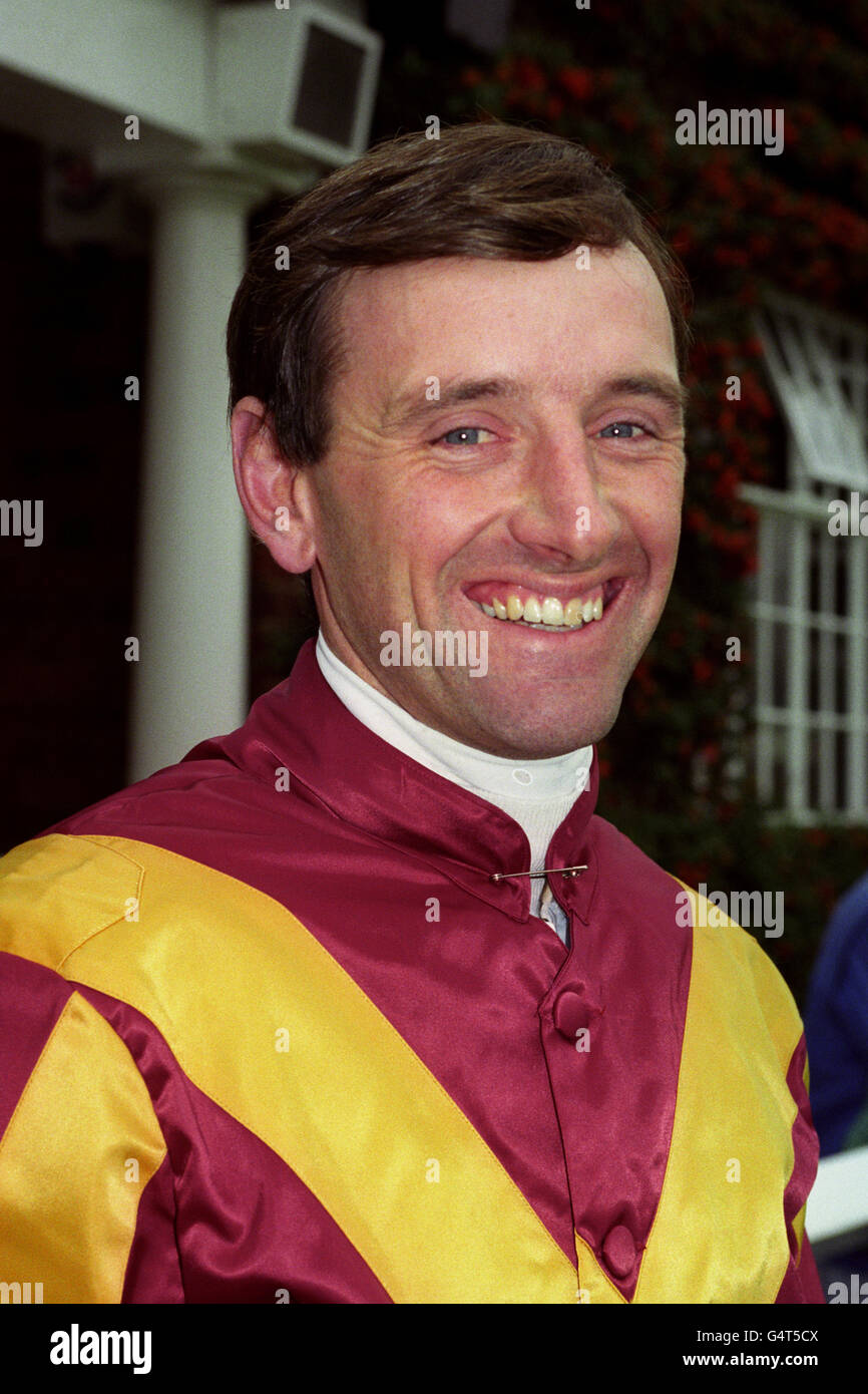 Mark richards hi-res stock photography and images - Alamy