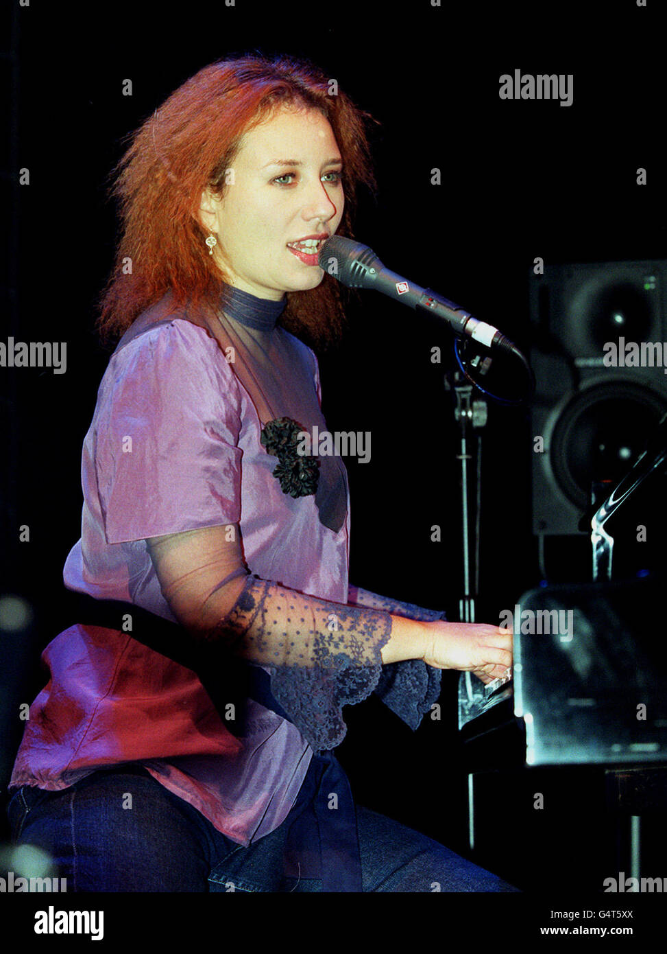 Tori amos singer hi-res stock photography and images - Alamy