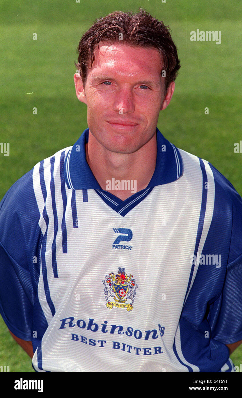 Colin woodthorpe division stockport county football club edgeley park ...