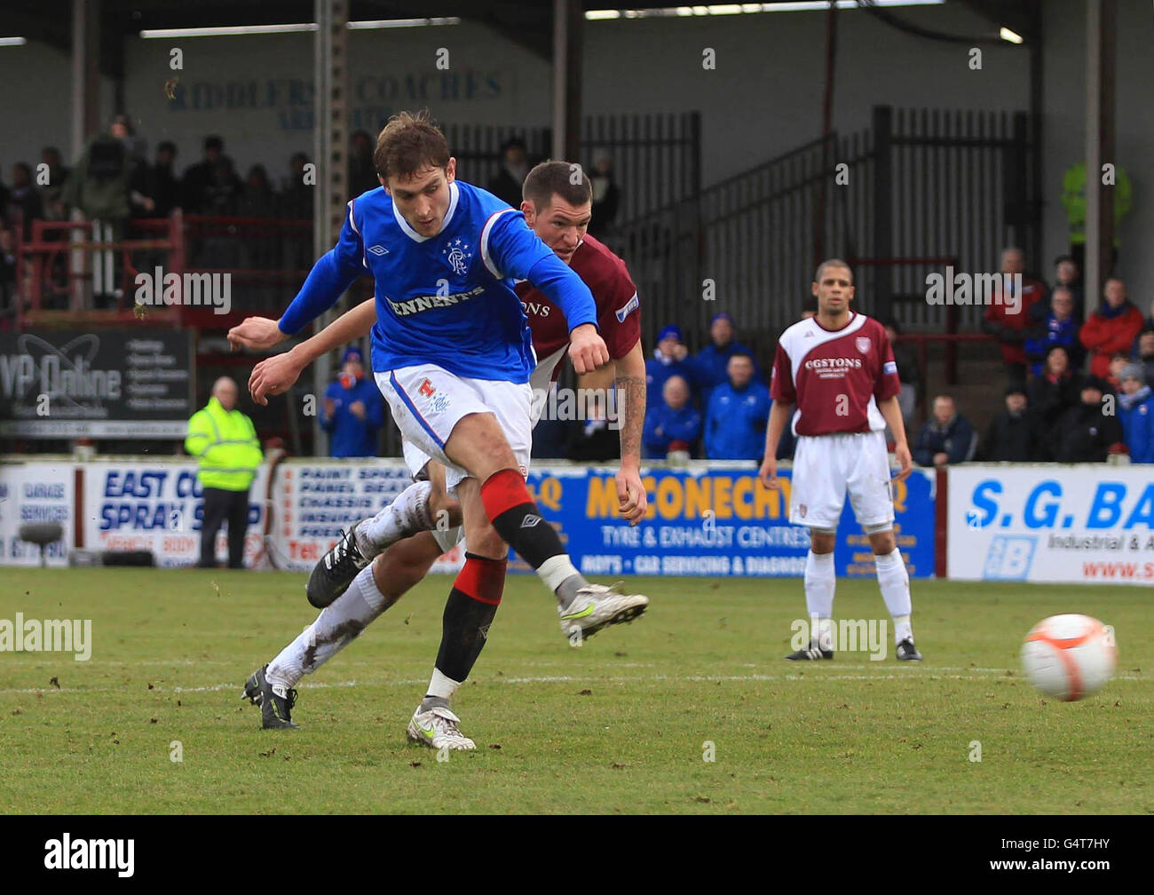 Rangers nikica jelavic scores third goal scottish cup hi-res stock ...