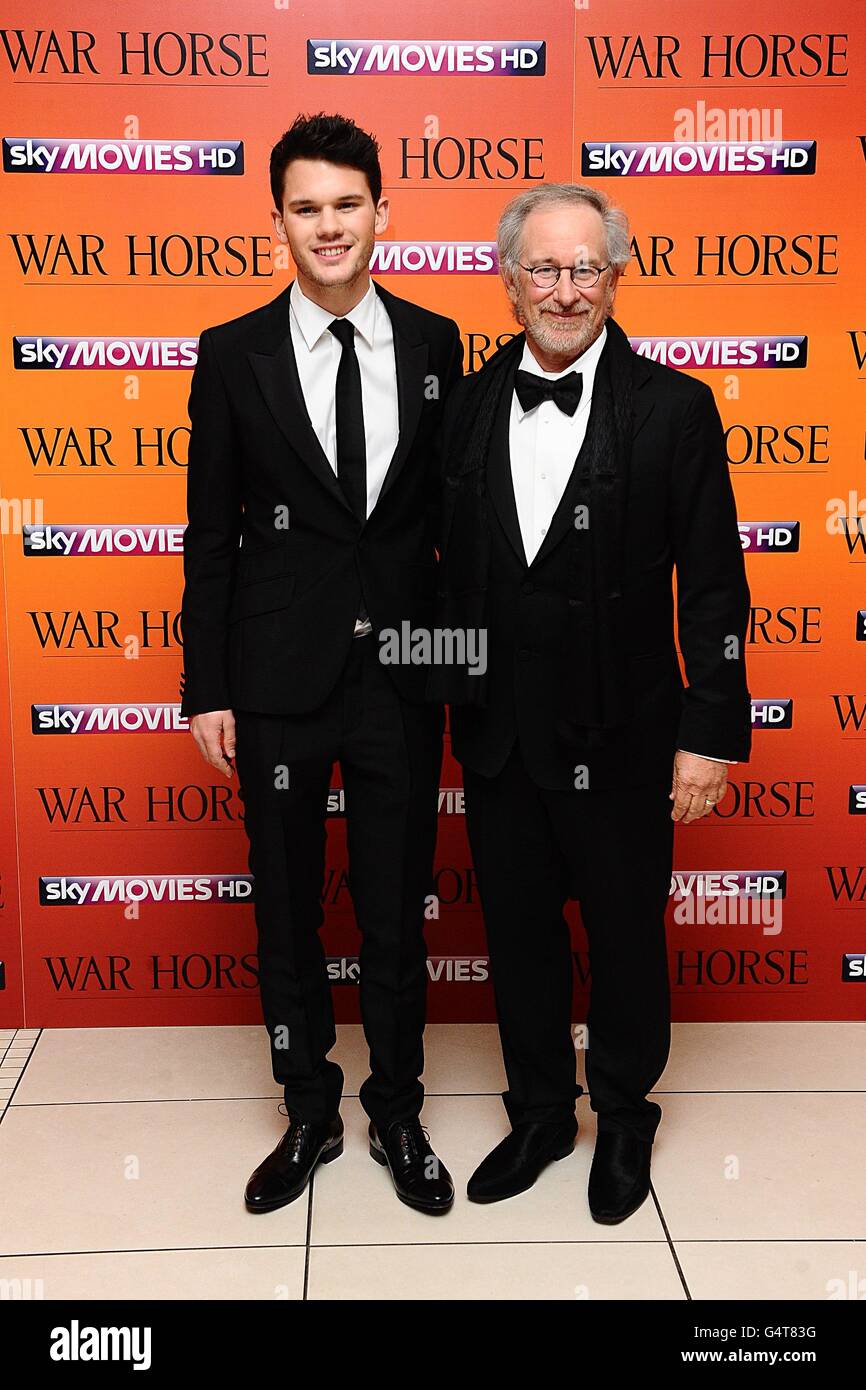 Jeremy Irvine and Steven Spielberg arriving for the UK premiere of War ...