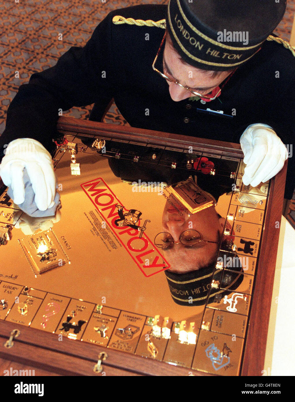 Solid gold monopoly game hi-res stock photography and images - Alamy