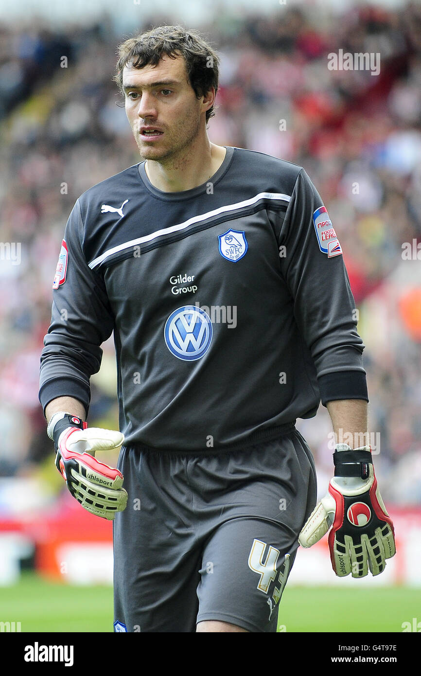 Sheffield wednesday stephen bywater hi-res stock photography and images ...