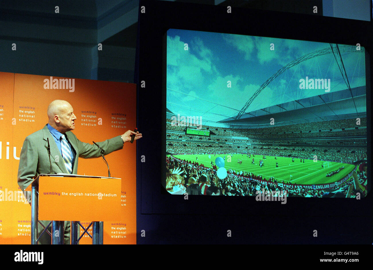 Norman foster wembley stadium hi-res stock photography and images - Alamy