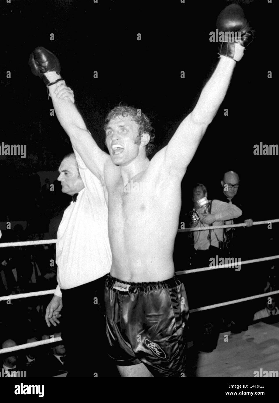 3 referees Black and White Stock Photos & Images - Alamy