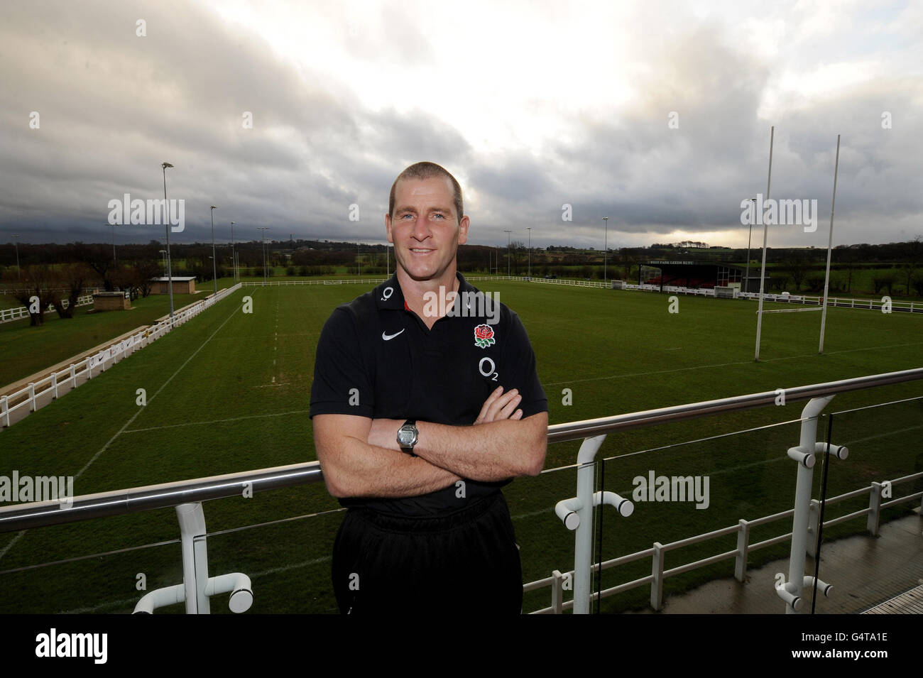 England rugby squad coach hi-res stock photography and images - Alamy