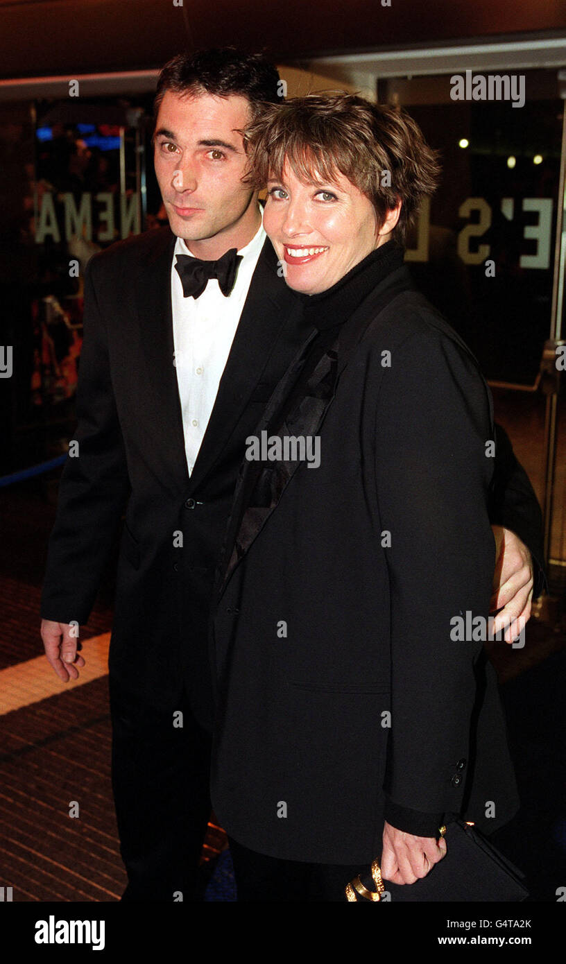Actress emma thompson with partner greg wise hi-res stock photography and images - Alamy