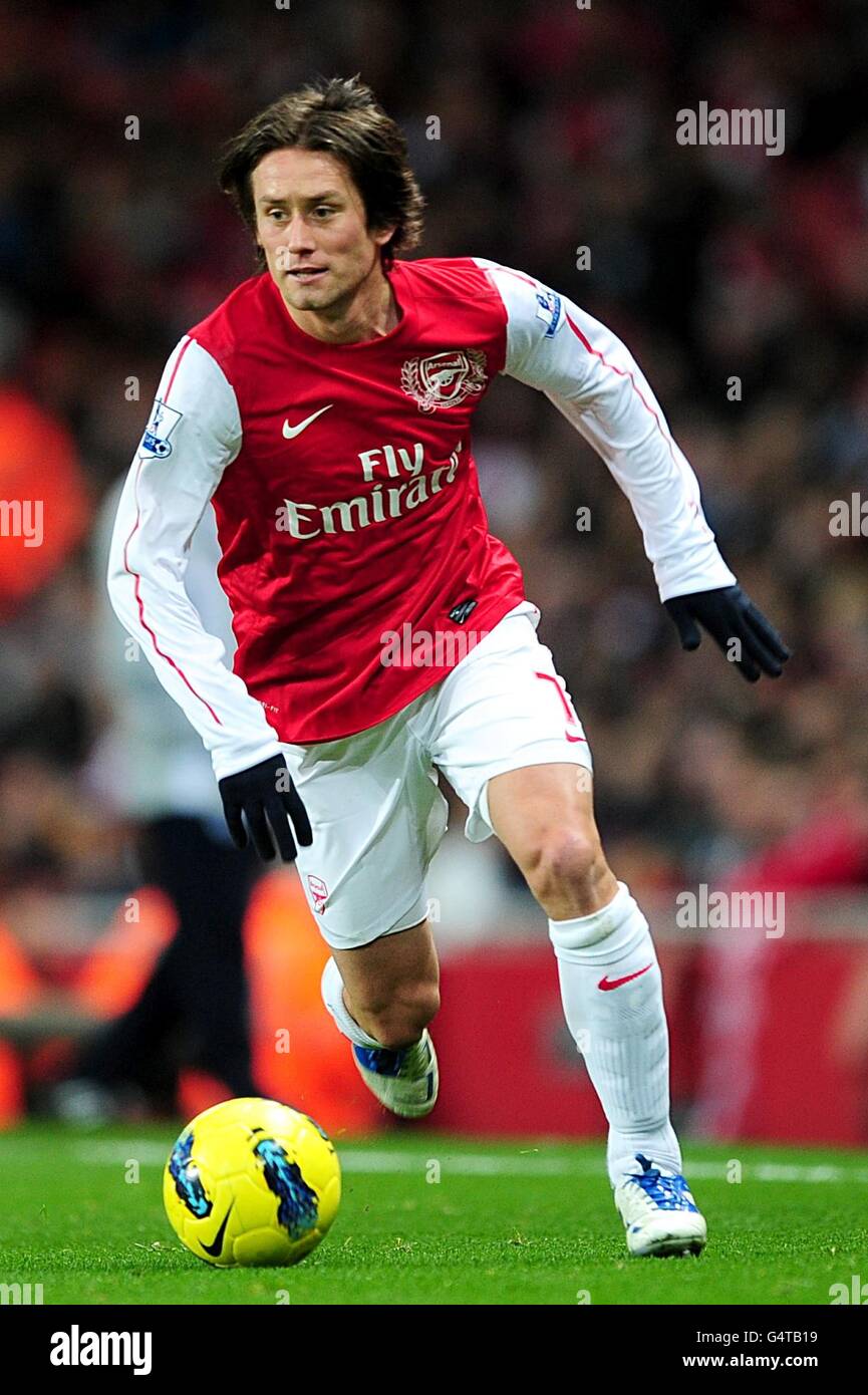 Emirates stadium tomas rosicky hi-res stock photography and images - Alamy