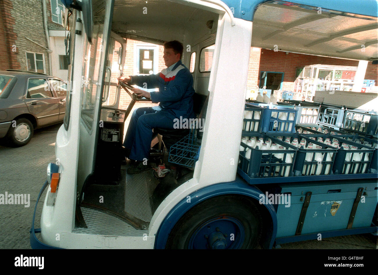 Milkfloat High Resolution Stock Photography and Images - Alamy