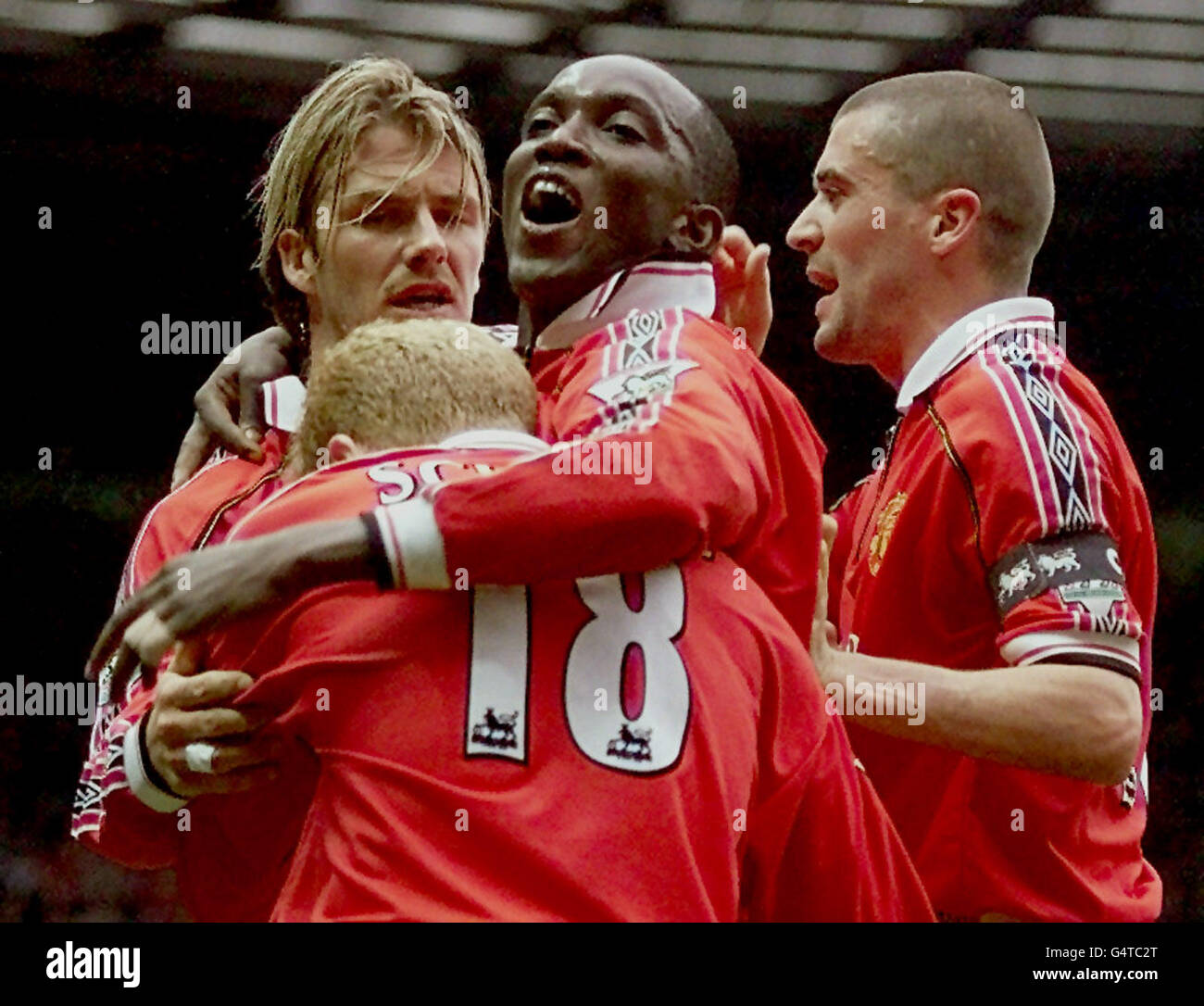 Sport football hugging celebrating dwight yorke hi-res stock ...