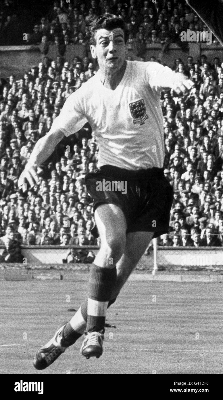 Johnny haynes hi-res stock photography and images - Alamy