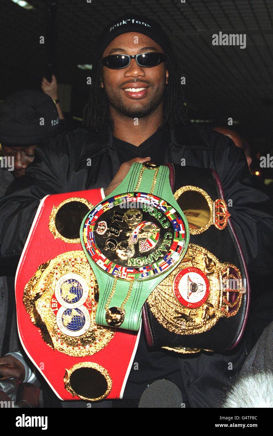 Britains lennox lewis evander holyfield hi-res stock photography and ...