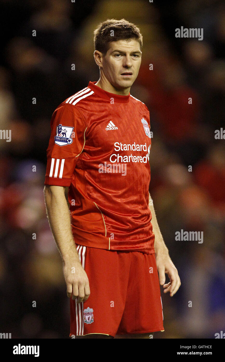 Anfield steven gerrard hi-res stock photography and images - Alamy