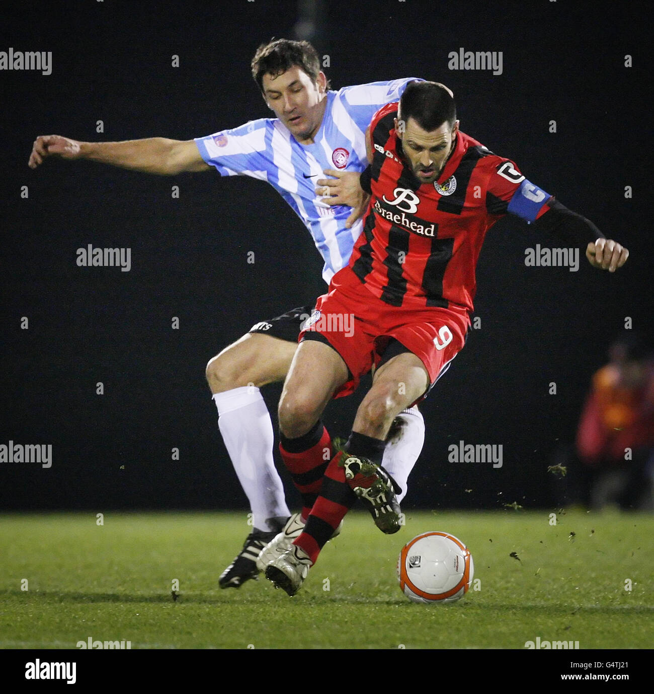 St Mirren's Martin Canning (right) and Hamilton's Steven Thompson ...