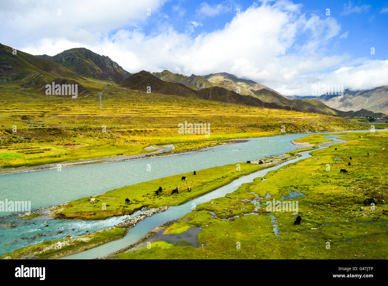 Landscape land country nature hi-res stock photography and images - Alamy