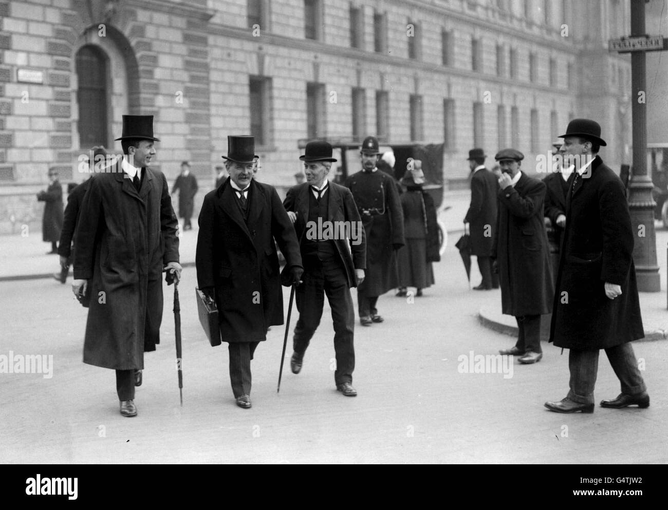 Lloyd george prime minister 1916 hi-res stock photography and images ...