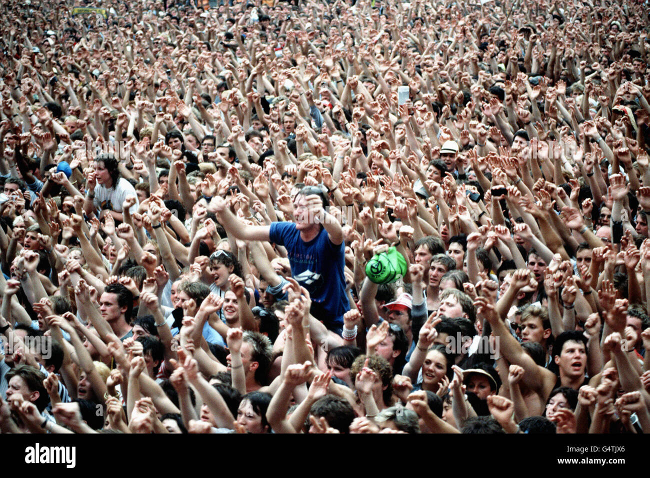 Freddie Mercury Live Aid Crowd