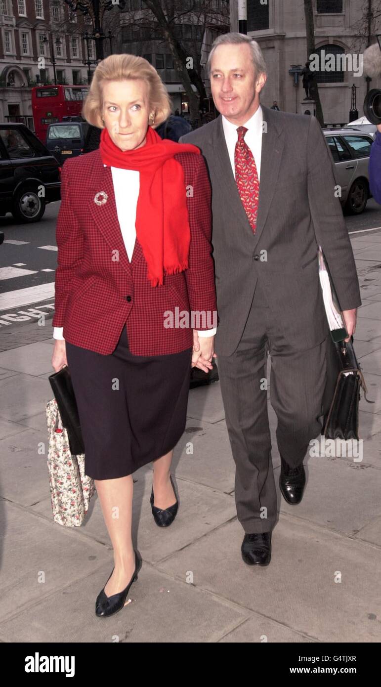 Mohamed al fayed wife hi-res stock photography and images - Alamy