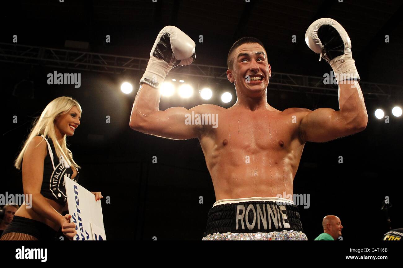 Boxing - International Welterweight Contest - Dean Byrne v Frank ...