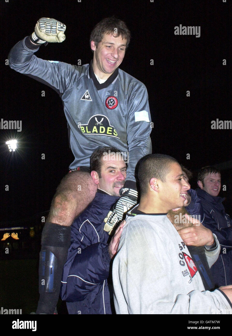 Sheffield United's goalkeeper Simon Tracey celebrates his sides win ...