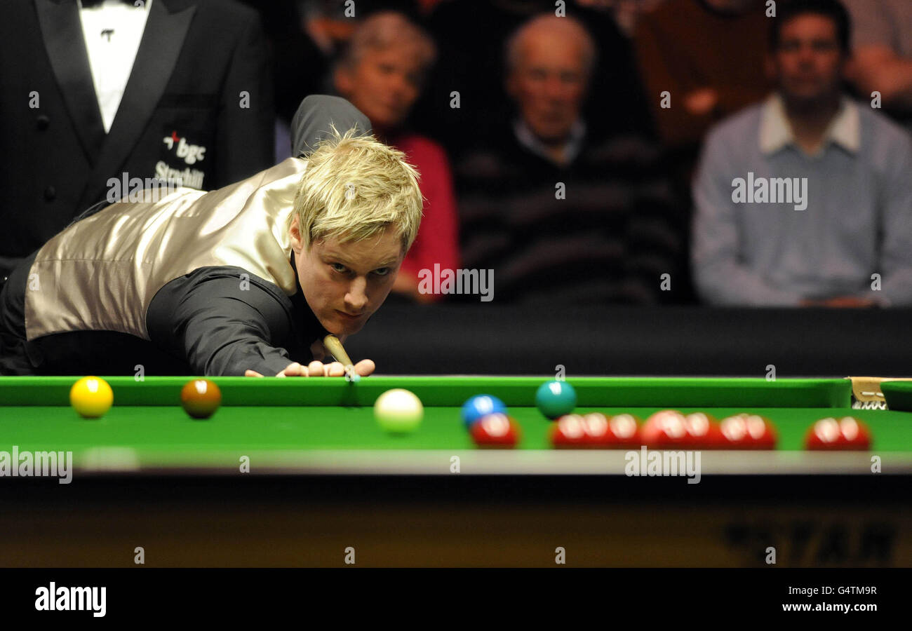 Neil robertson masters 2012 alexandra palace hi-res stock photography ...