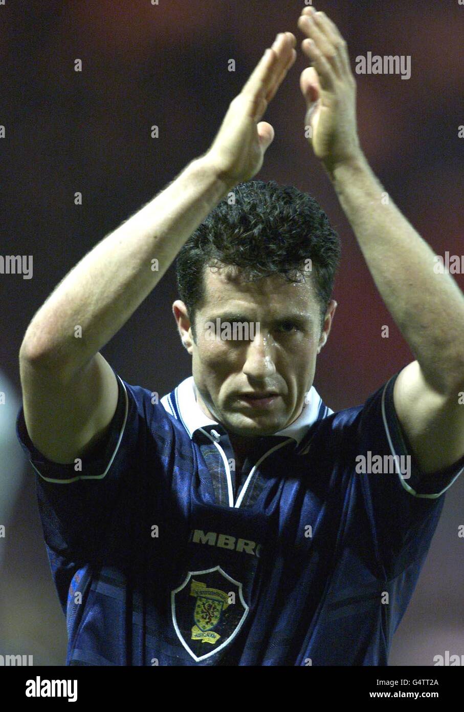 Euro 2000 scotland hi-res stock photography and images - Alamy