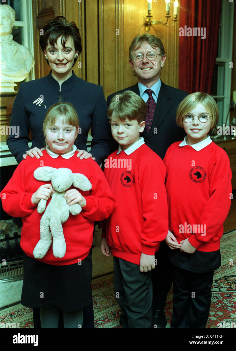 Kingswood mp dr roger berry hi-res stock photography and images - Alamy