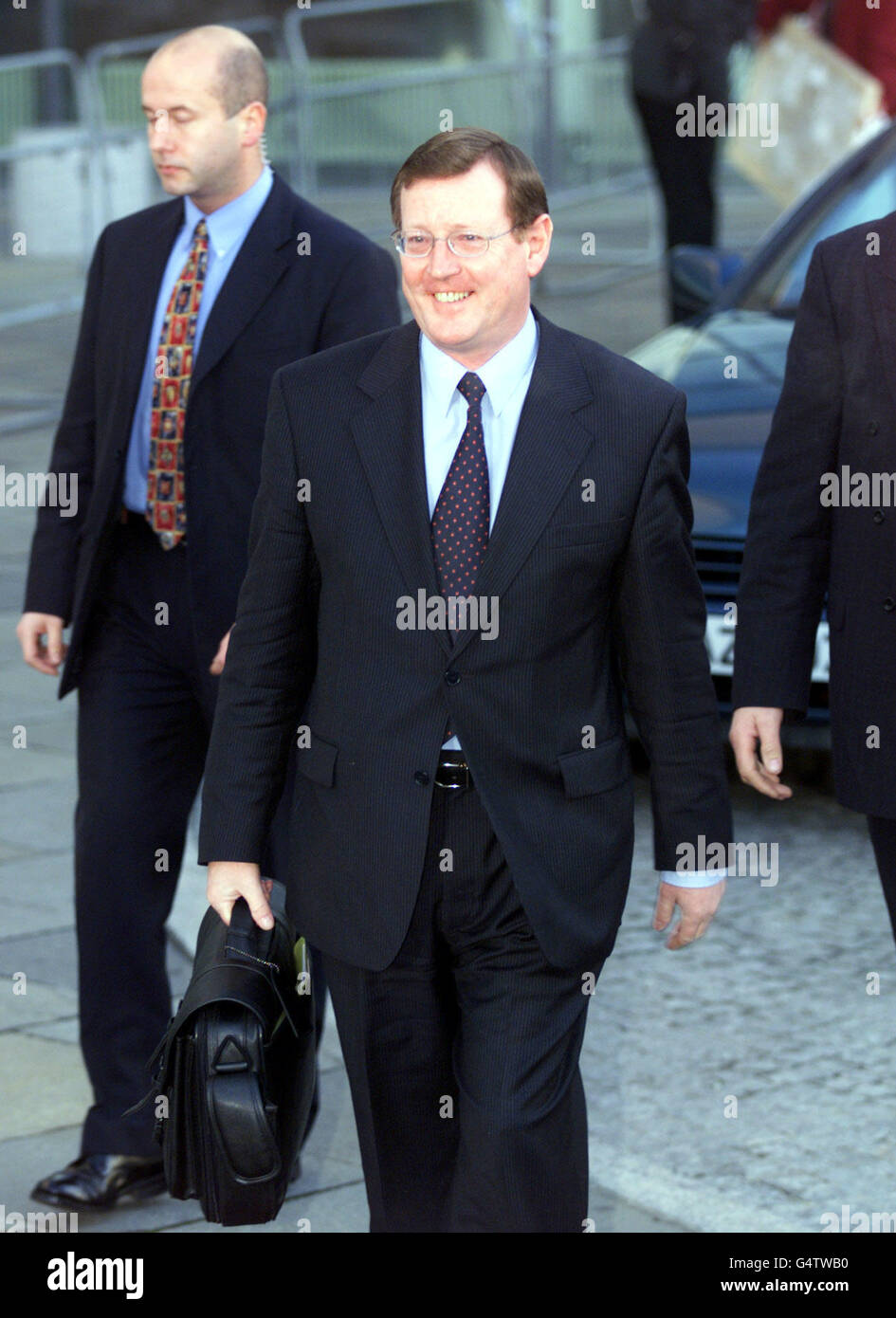 David Trimble, Leader of the Ulster Unionist Party, arrives at the ...