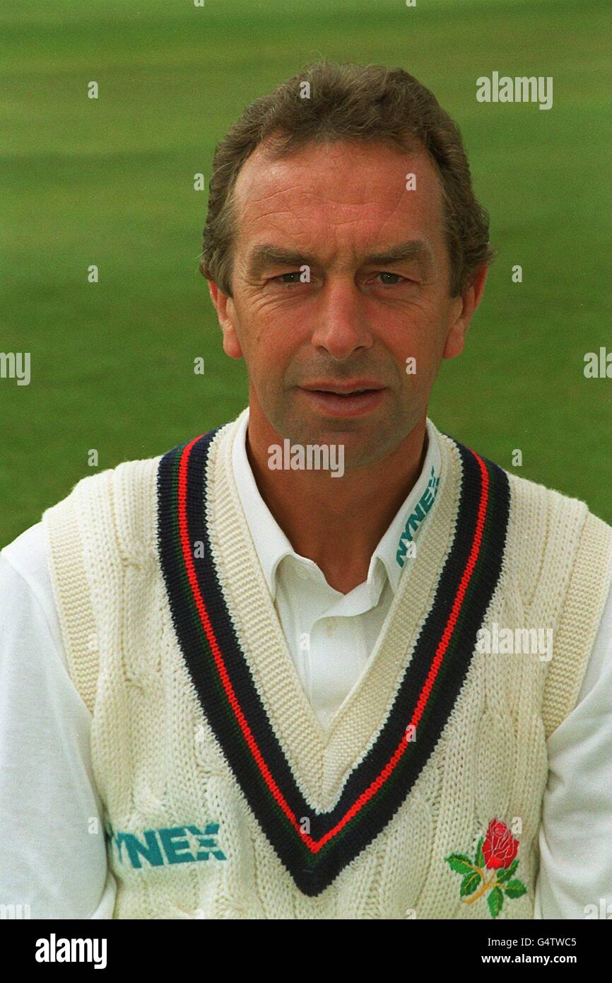 Cricket photo call david lloyd hi-res stock photography and images - Alamy