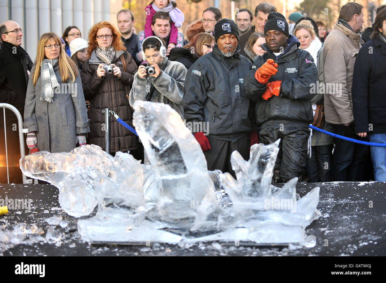 London Ice Sculpting Festival Stock Photo - Alamy
