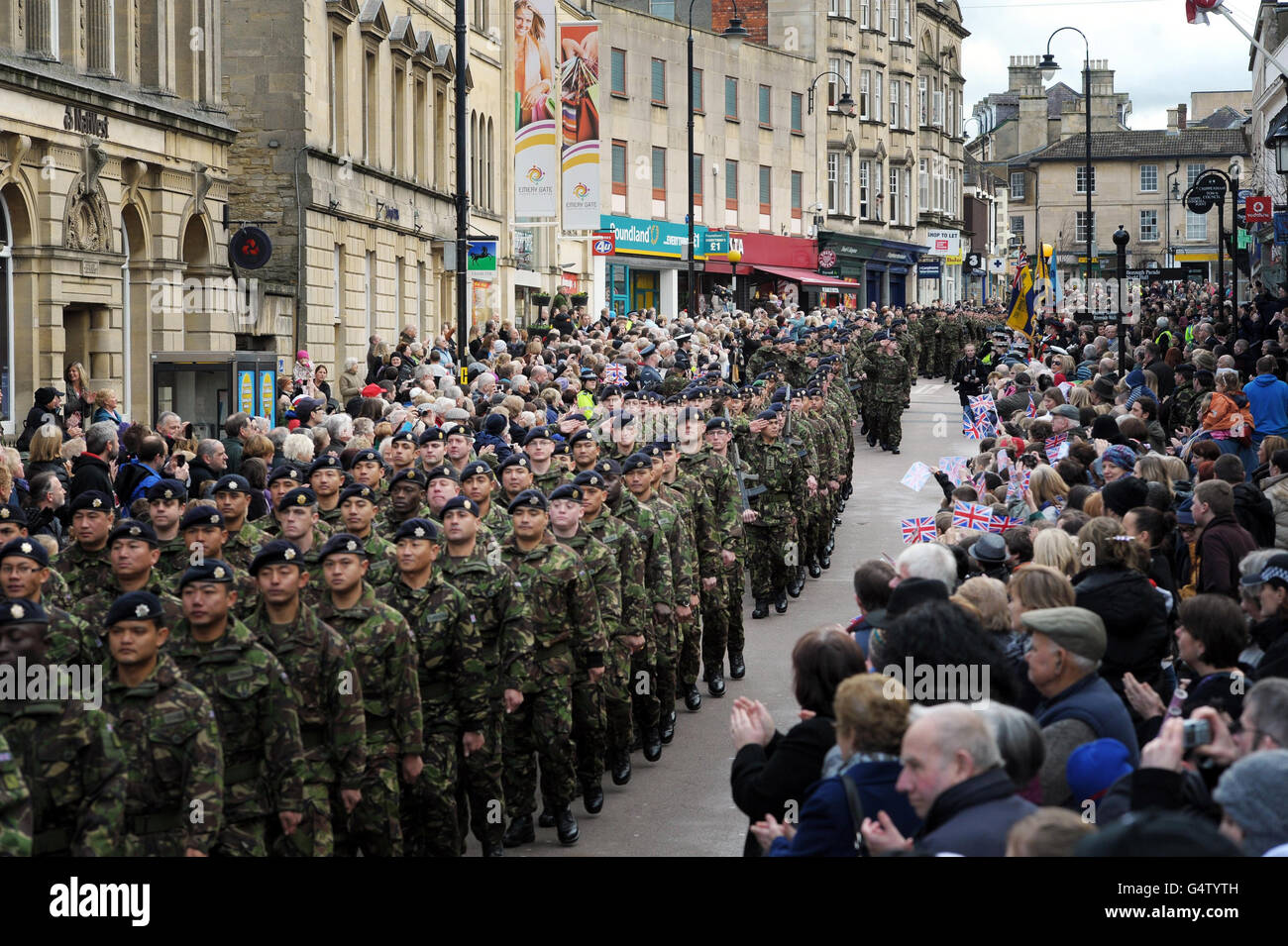 Soldiers from 9 Regiment, The Royal Logistic Corps, parade through ...