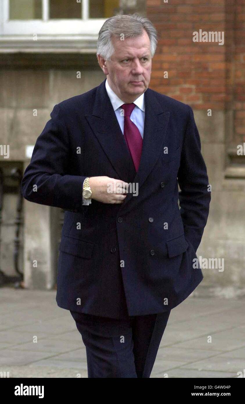 Former Tory Transport Minister Steve Norris arriving in Westminster ...