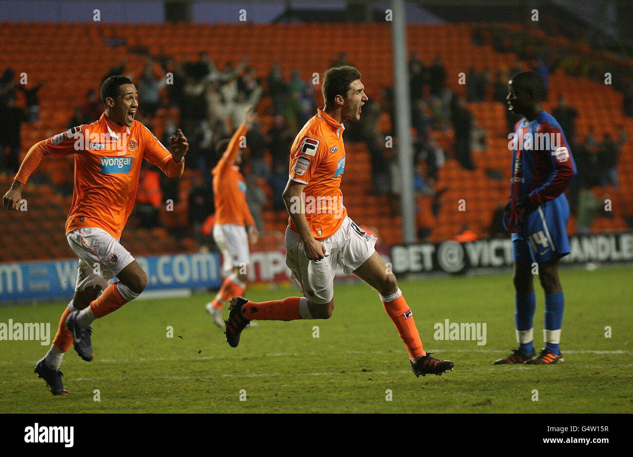 Soccer football league championship blackpool crystal palace bloomfield ...