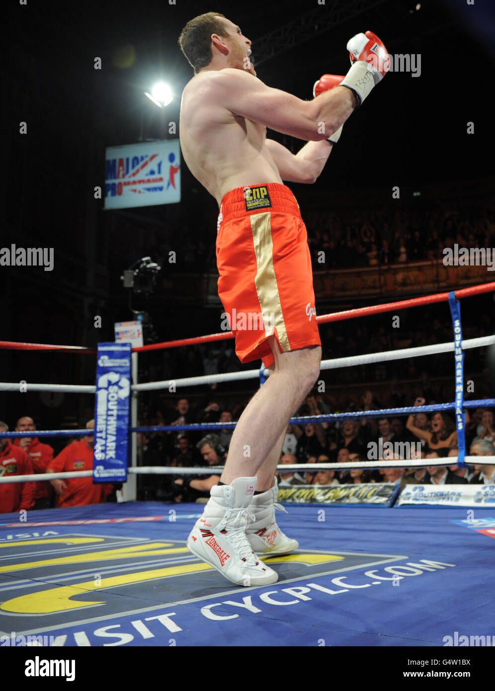 Boxing - Vacant English Heavyweight Title - John McDermott v David ...