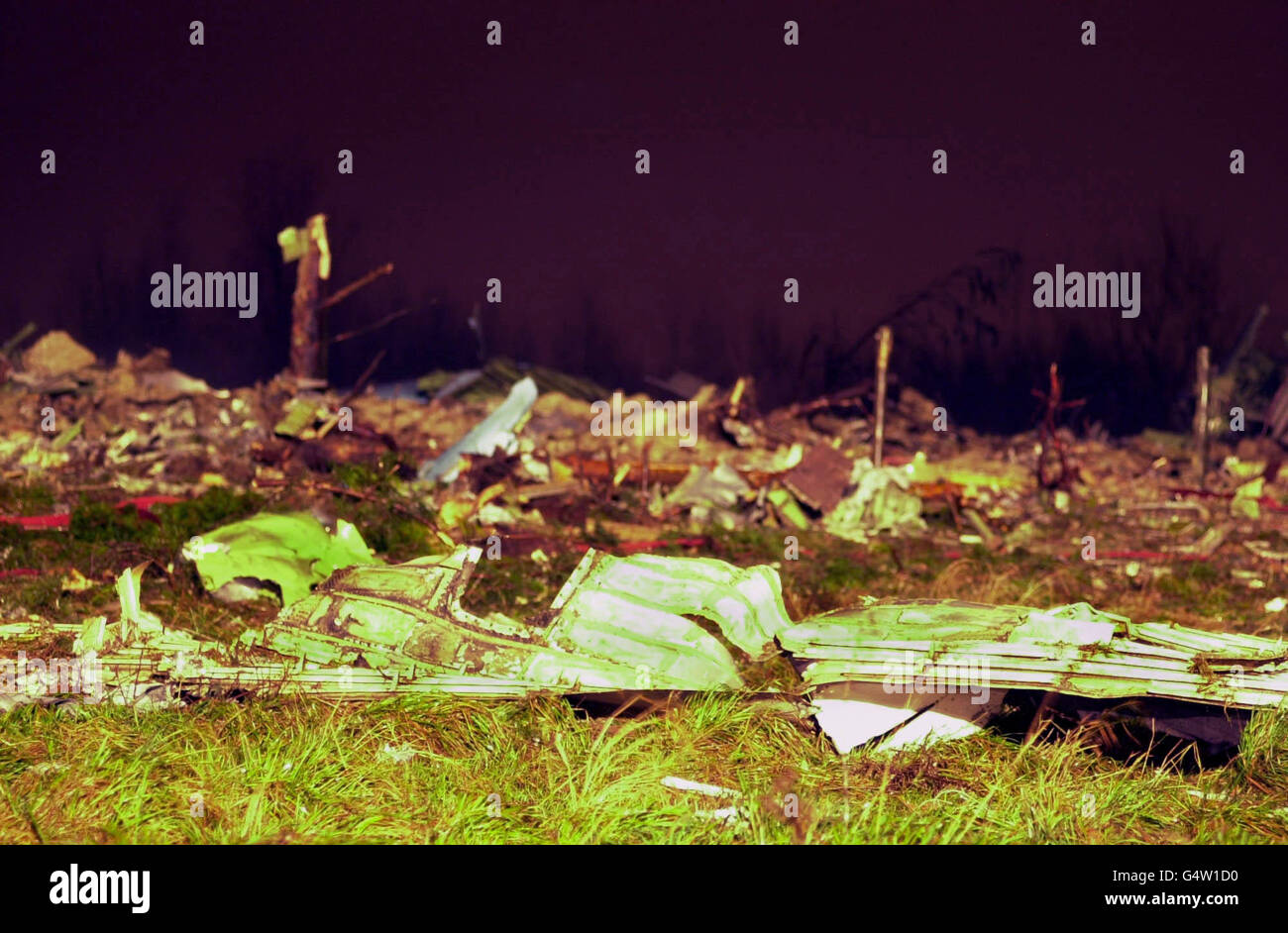 Wreckage scene hi-res stock photography and images - Alamy