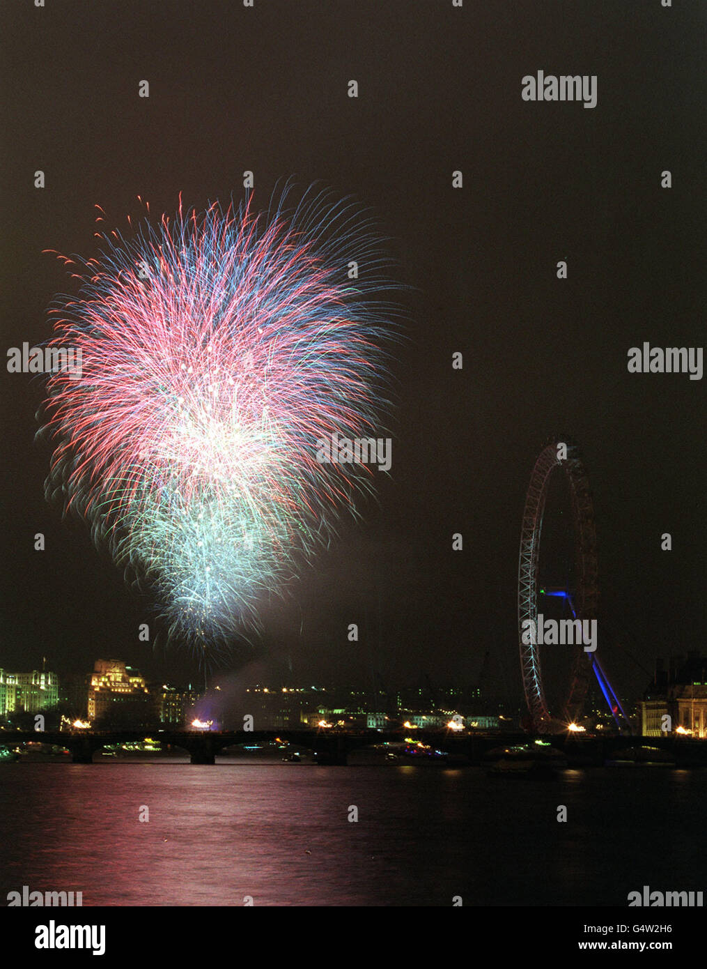 MILLENNIUM Wheel Fireworks Stock Photo - Alamy