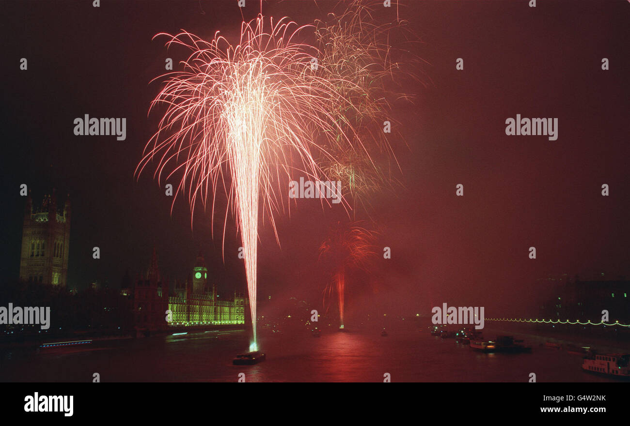 Fireworks explode near Big Ben between Lambeth and Westminster bridges ...