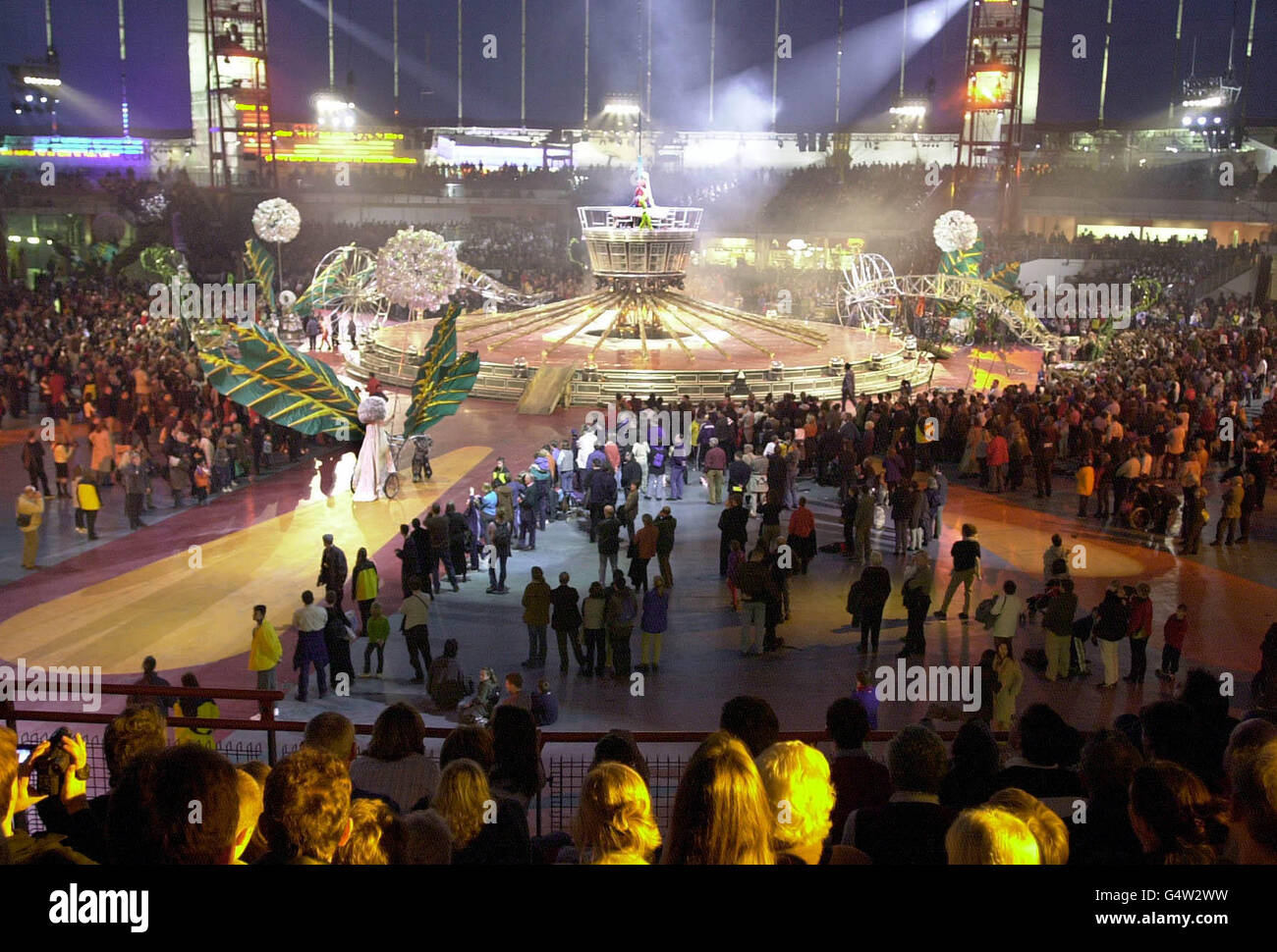 Opening of the millennium dome hi-res stock photography and images - Alamy